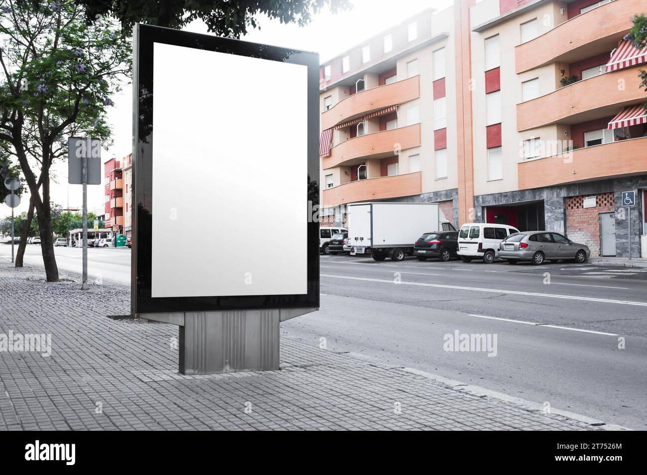 Billboard empty screen hi-res stock photography and images - Alamy