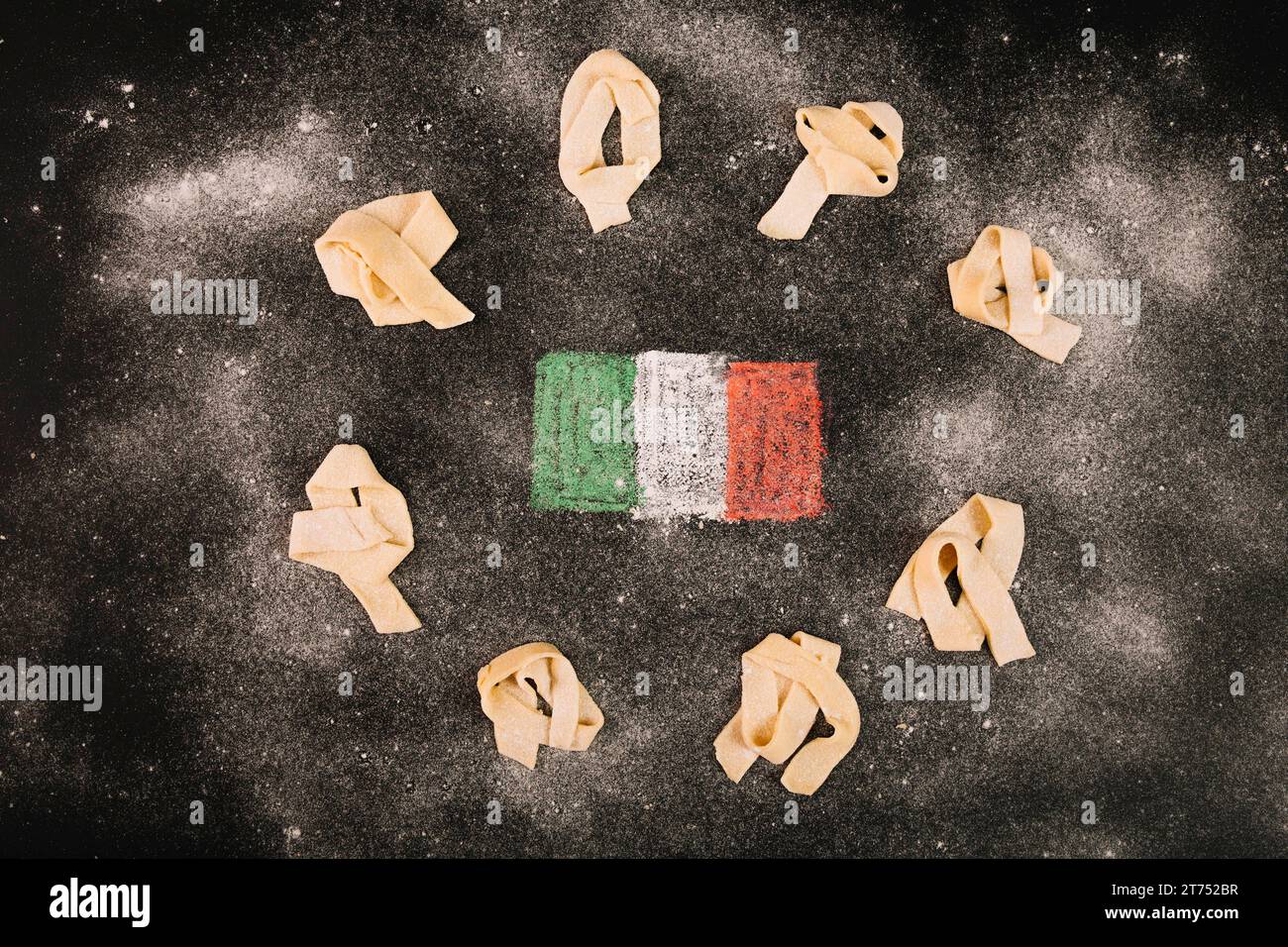 Flour pasta italian flag Stock Photo - Alamy