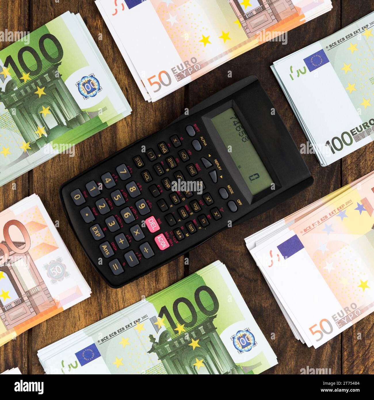 Money arrangement hi-res stock photography and images - Alamy