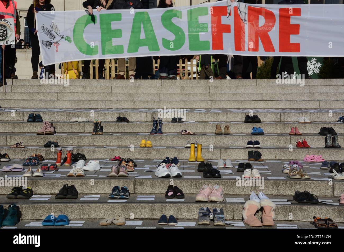 A sad and poignant vigil for a ceasefire on Armistice Day 11th November ...