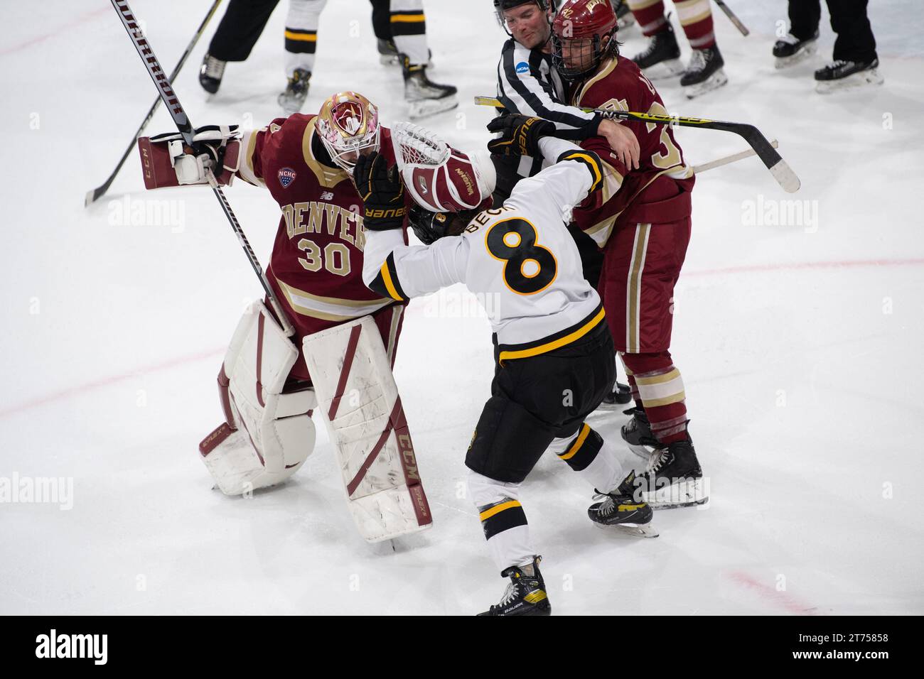 College rivalries hi-res stock photography and images - Alamy