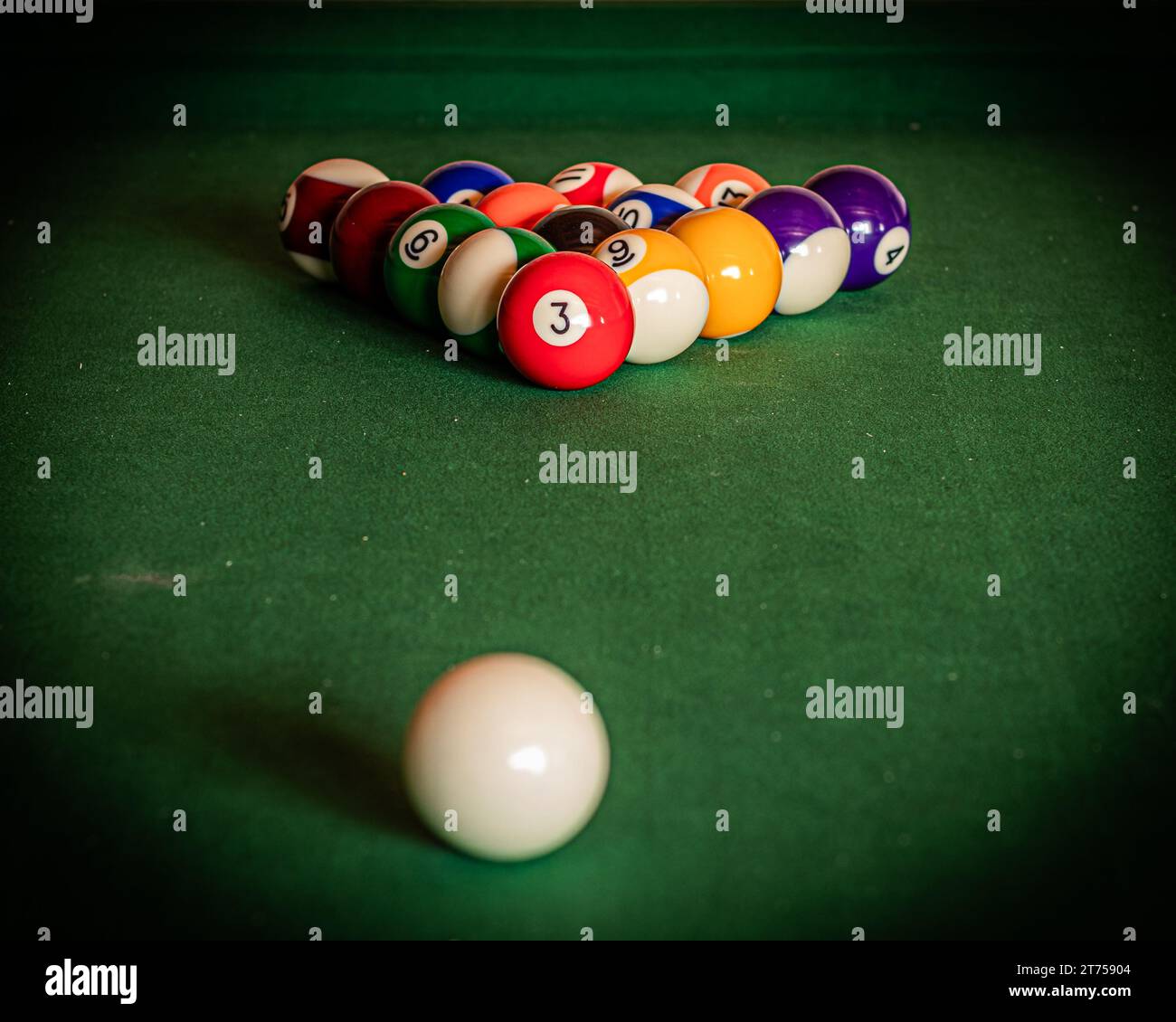 Close up billiard table balls hi-res stock photography and images - Alamy