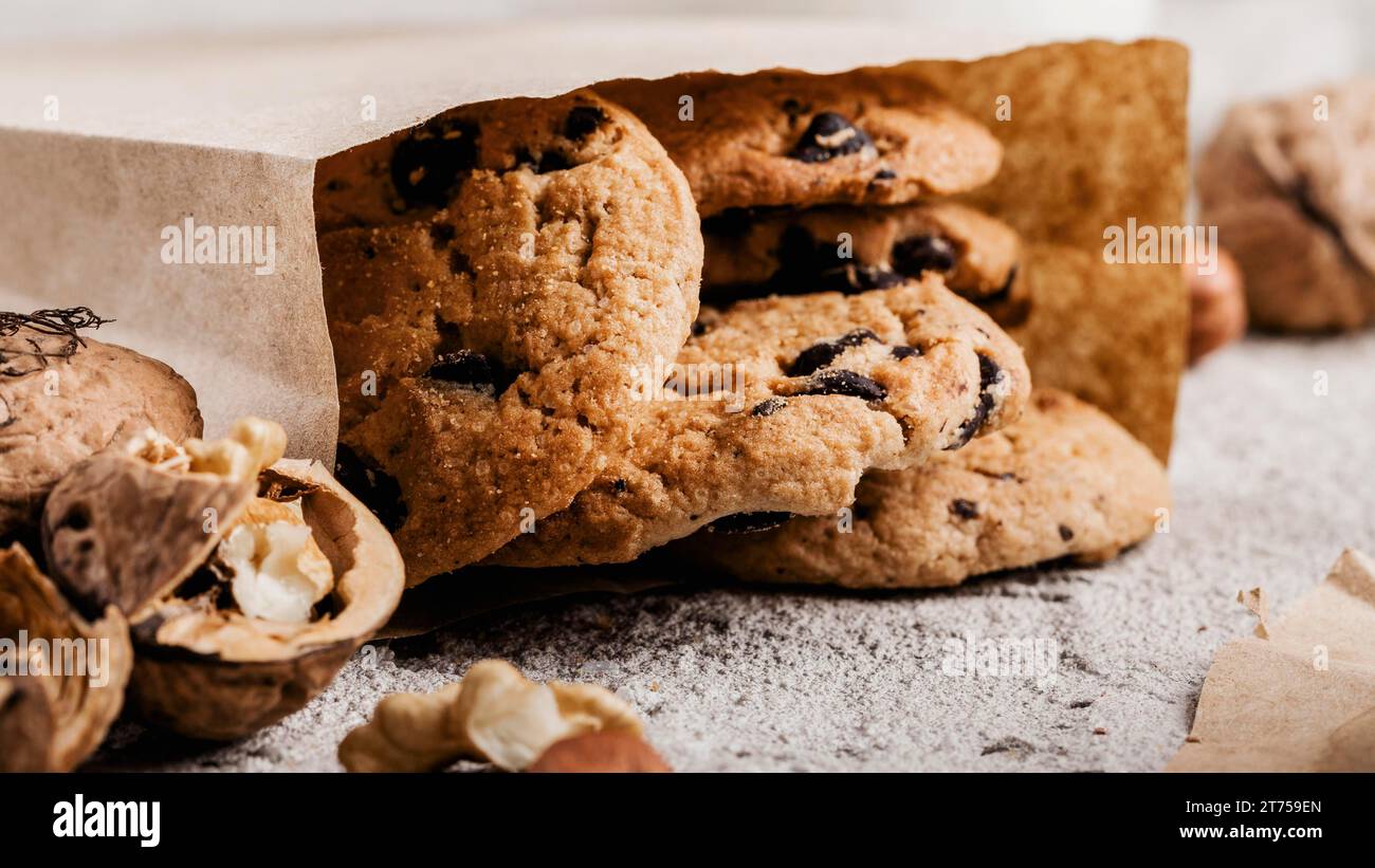 Crumbled paper with delicious cookies Stock Photo - Alamy