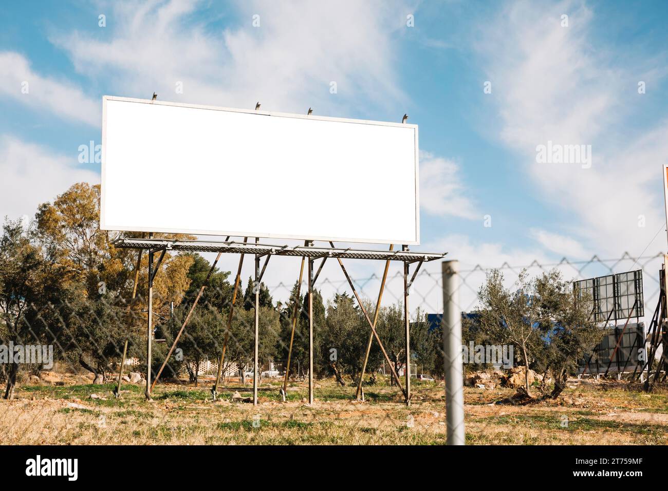 Empty ground space hi-res stock photography and images - Alamy