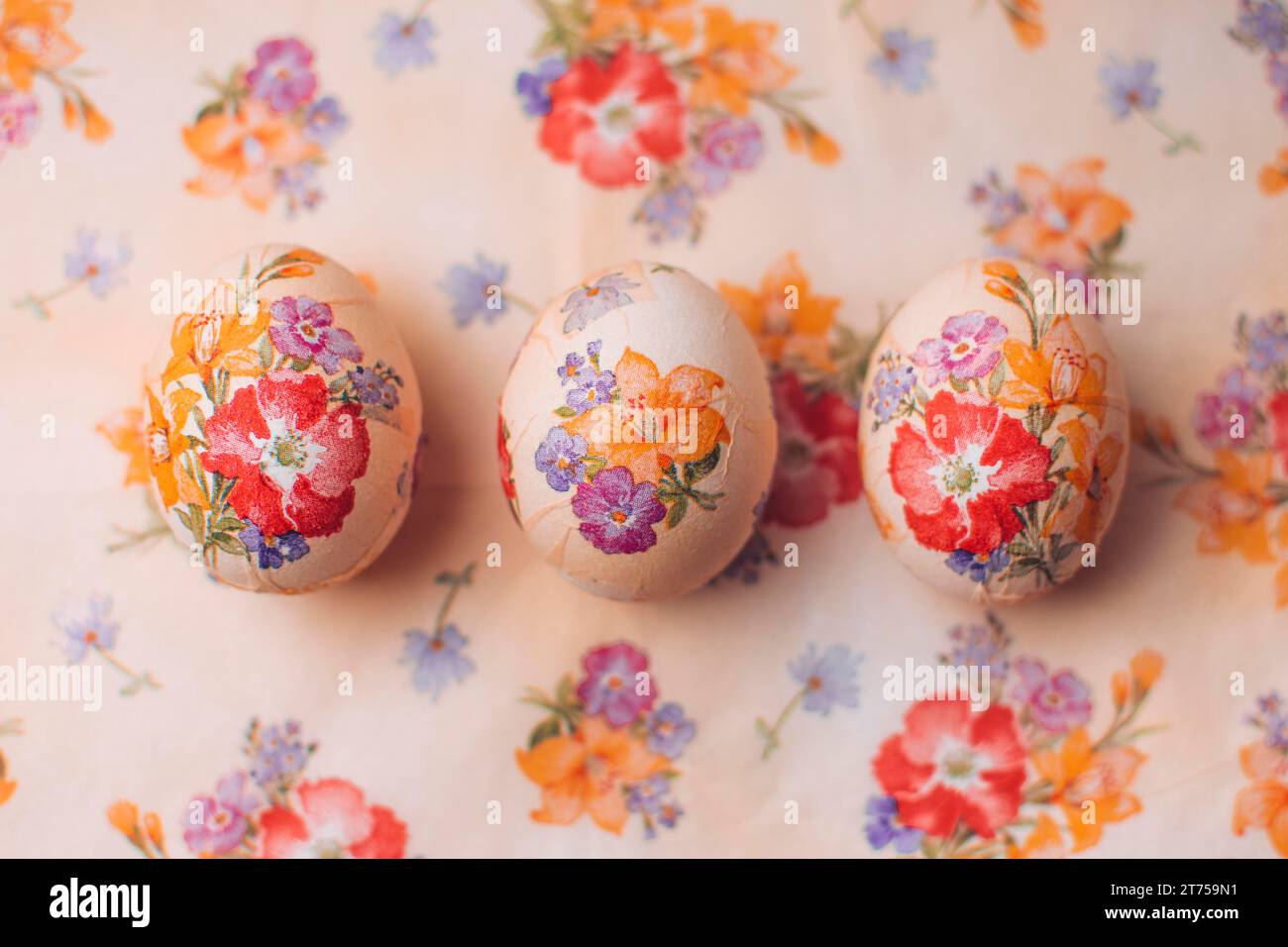 Artistic easter set hi-res stock photography and images - Alamy
