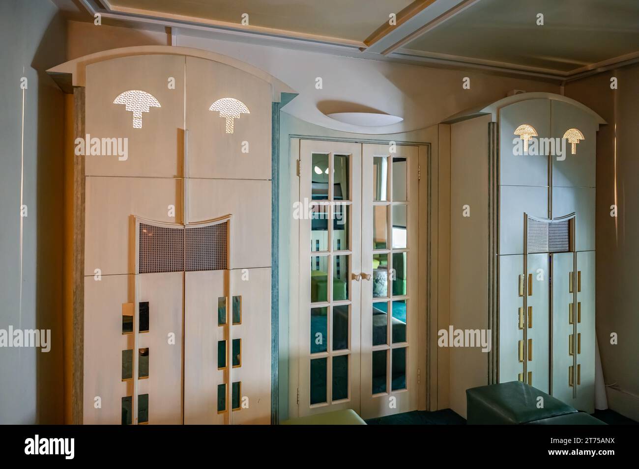 The Cosmic House, London - Home of Maggie Keswick and Charles Jencks ...