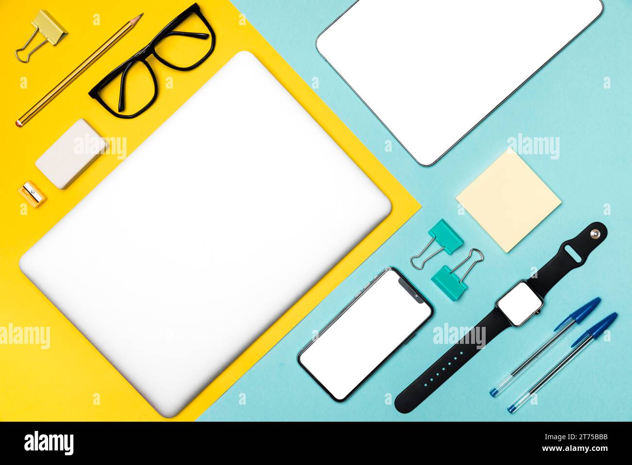 Writing desk top hi-res stock photography and images - Alamy