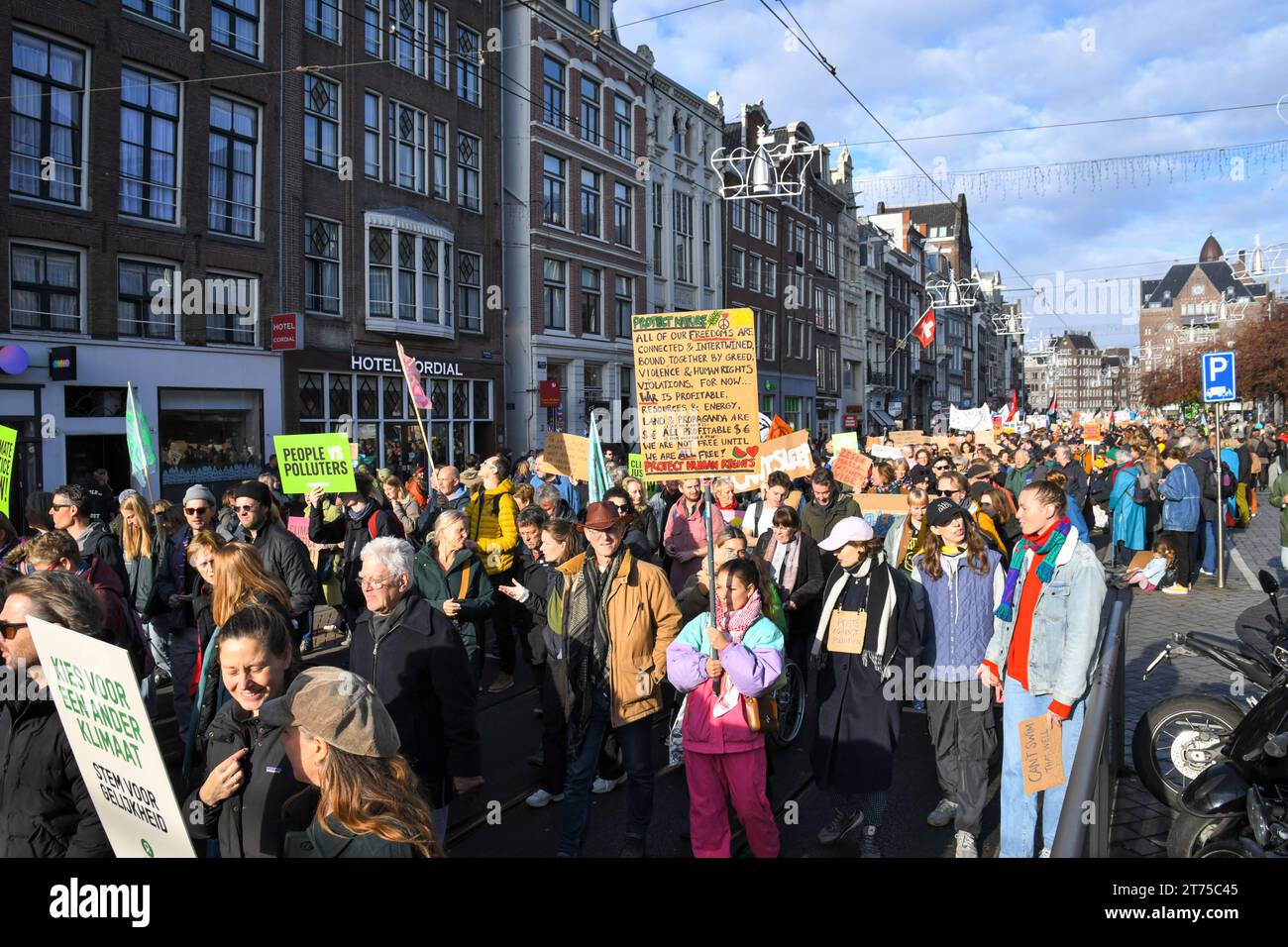 Amsterdam, The, Netherlands. 12th Nov, 2023. More than 80.000 people ...