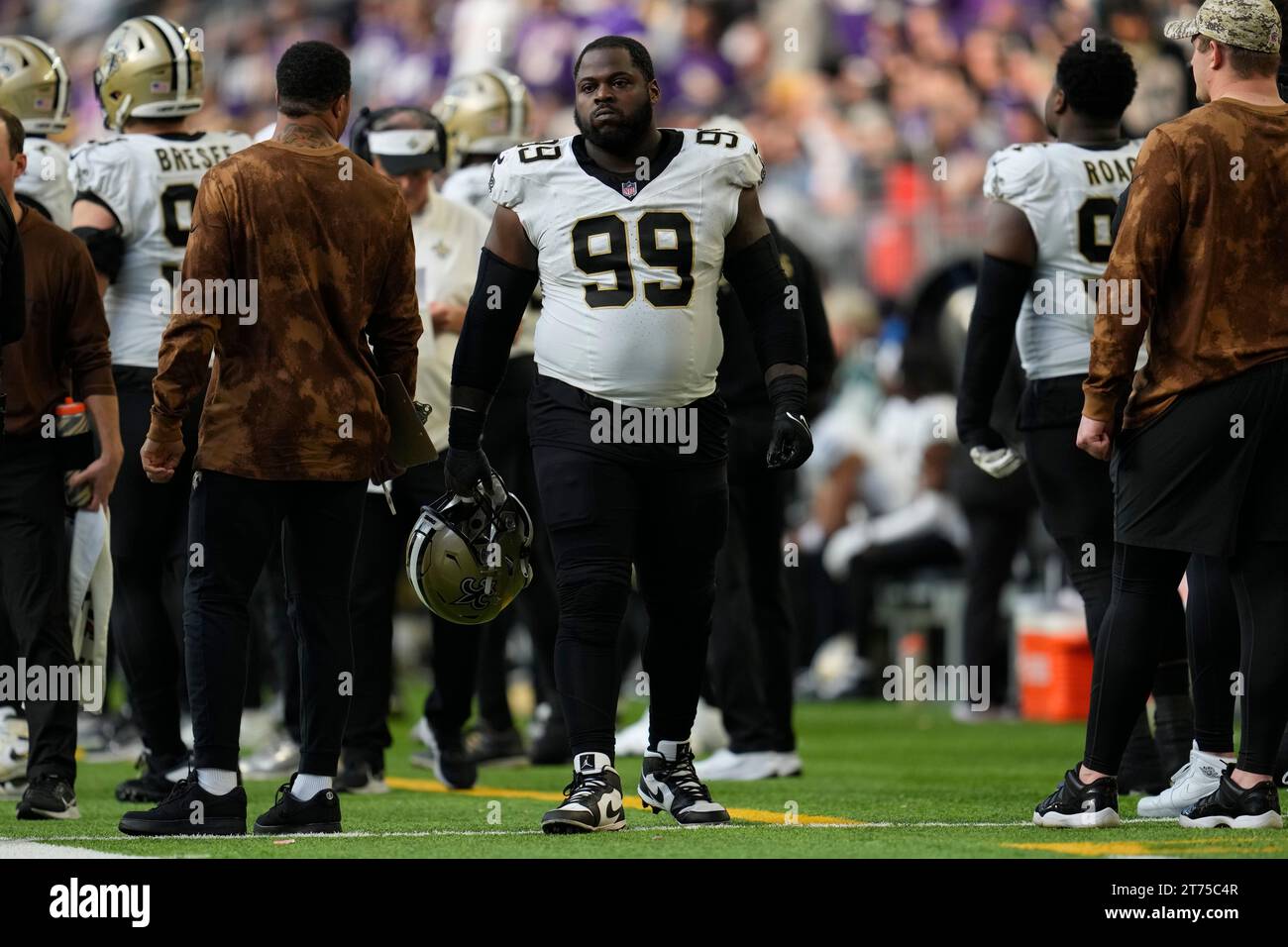 New Orleans Saints defensive tackle Khalen Saunders (99) stands on the ...