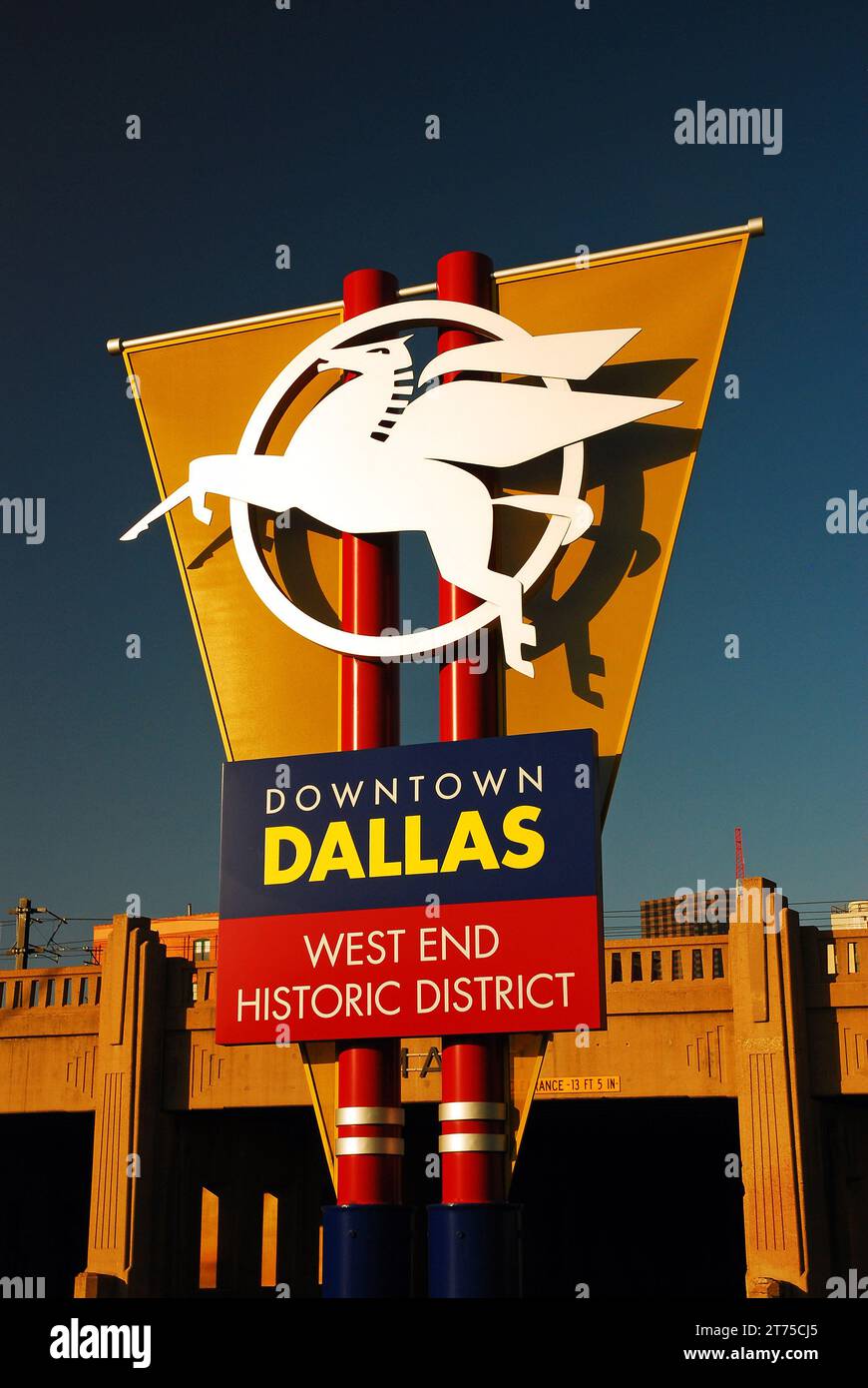 A sign with a flying Pegasus welcomes visitors to Dallas Texas Stock ...