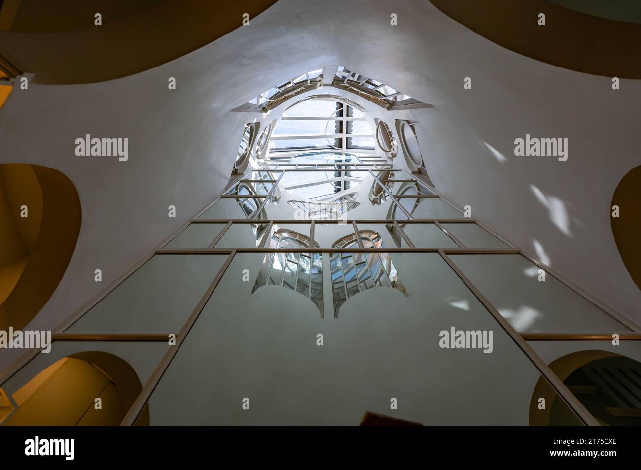 The Cosmic House, London - Home of Maggie Keswick and Charles Jencks ...