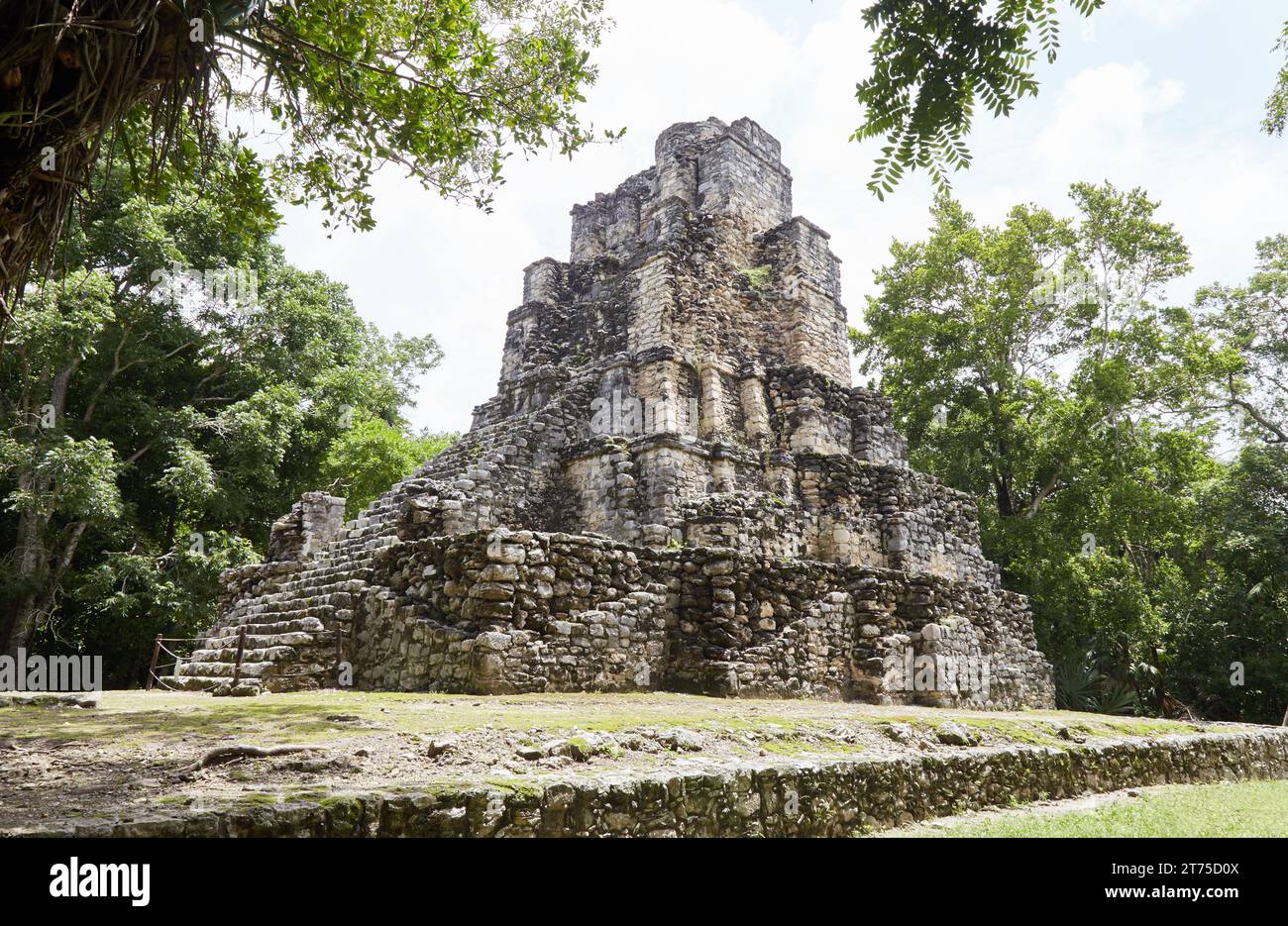 The Mayan ruins of Muyil, located inside the Sian Ka'an Biosphere ...