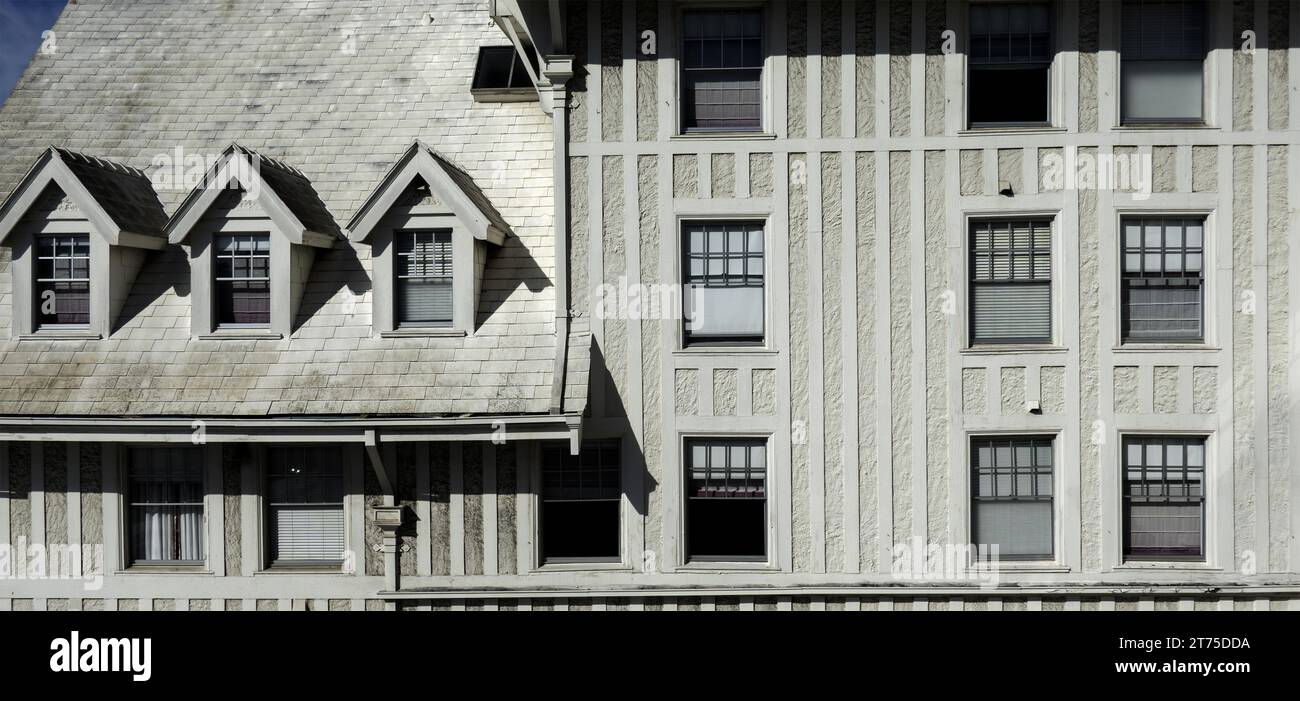 Building White facade Stock Photo - Alamy