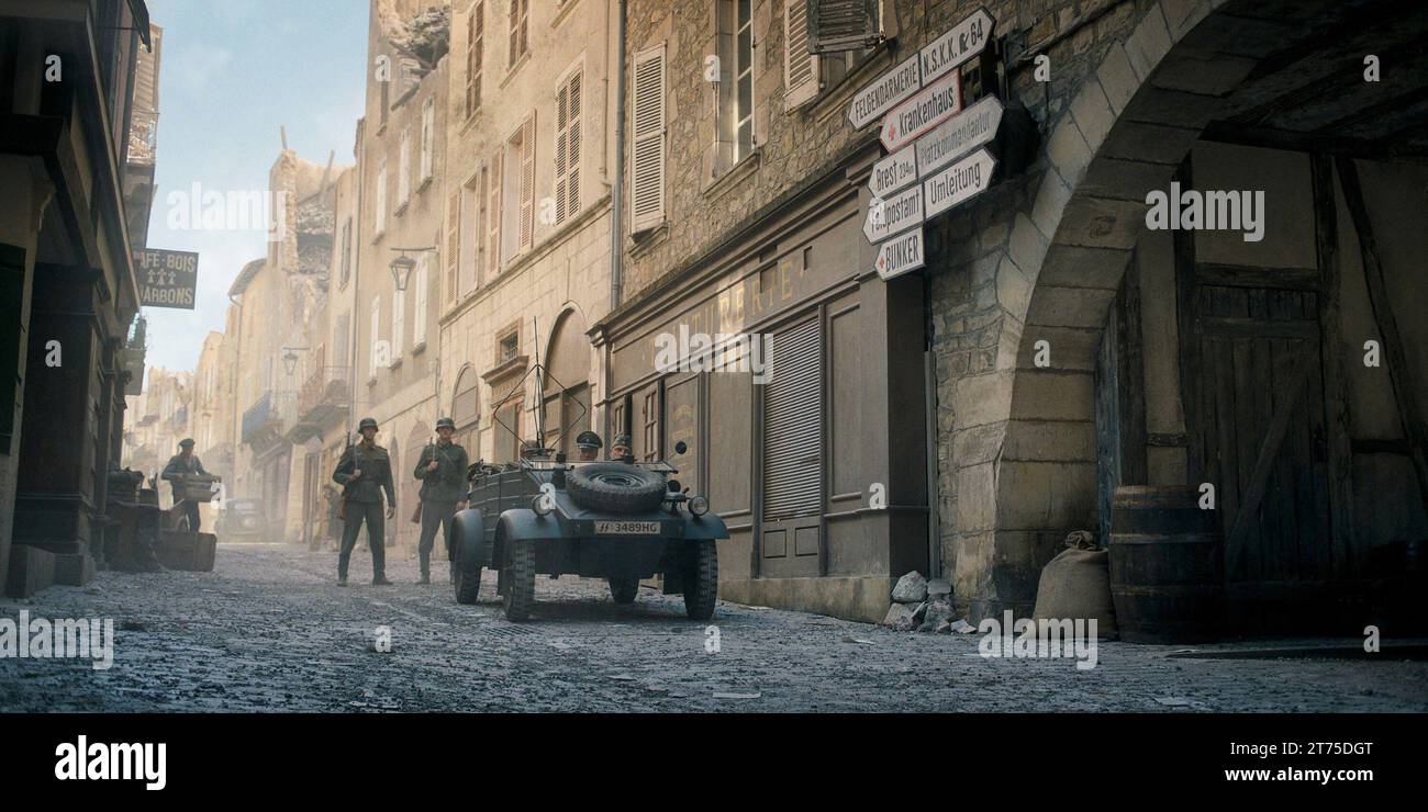 ALL THE LIGHT WE CANNOT SEE, from left in car: Jakob Diehl, Louis ...