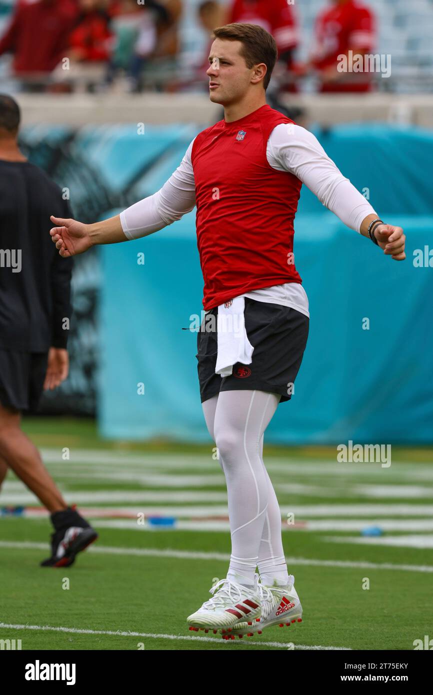 San Francisco 49ers quarterback Brock Purdy (13) warms up before an NFL ...