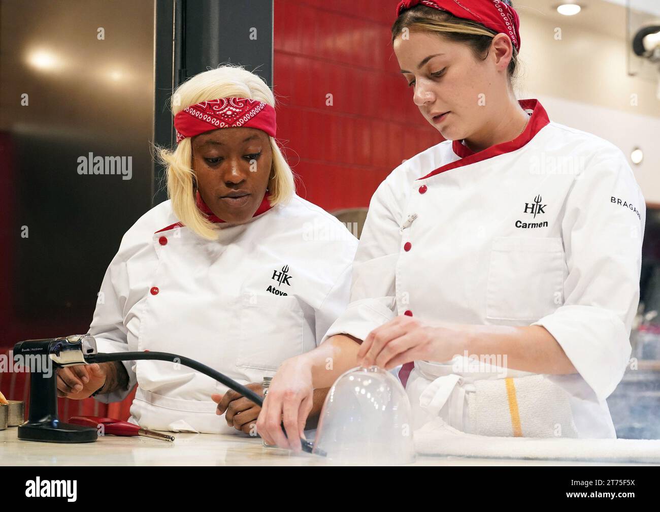HELL'S KITCHEN, from left: contestants Ashley 'Ayote' Johnson, Carmen ...