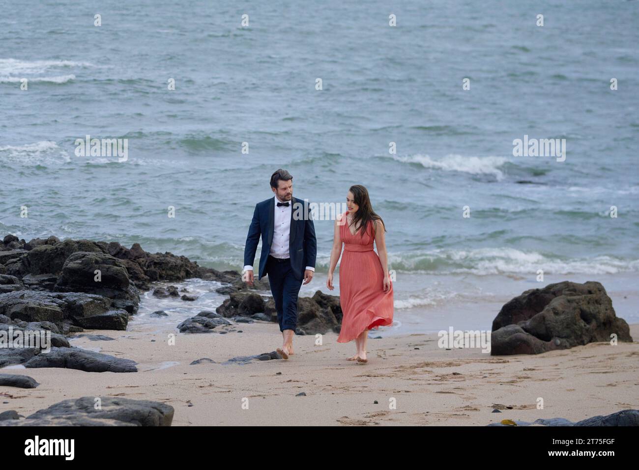 MYSTERY ISLAND, from left: Charles Weber, Elizabeth Henstridge, (aired ...