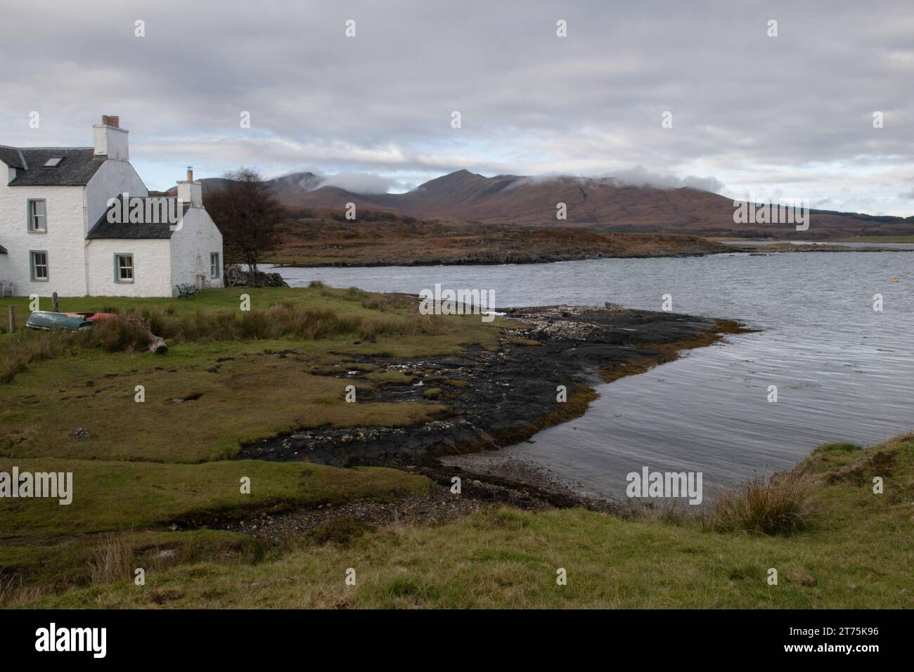 Mountains Sgurr Dearg and Dun da Ghaoithe, from Grass Point, Isle of ...