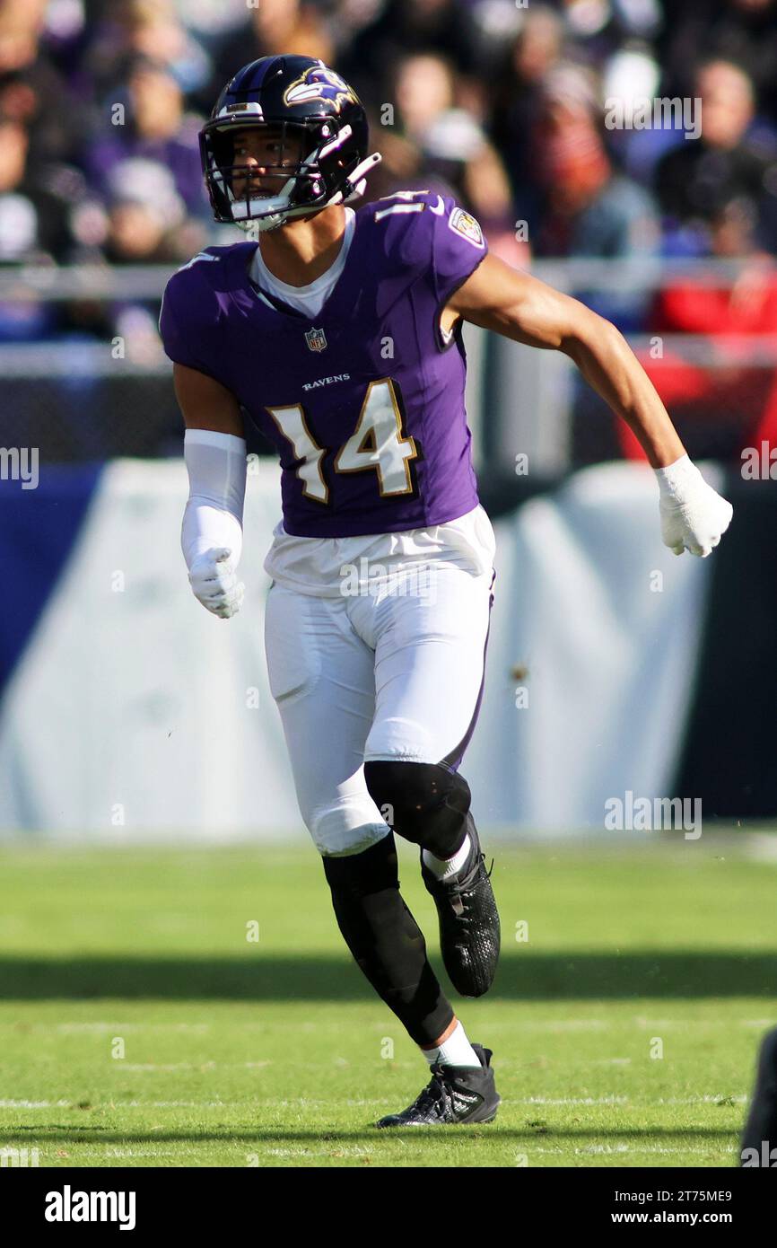 Baltimore Ravens safety Kyle Hamilton (14) runs during an NFL football ...