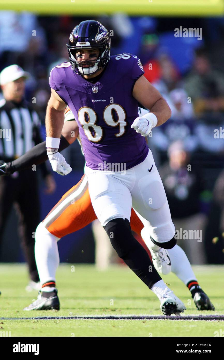 Baltimore Ravens tight end Mark Andrews (89) runs during an NFL ...
