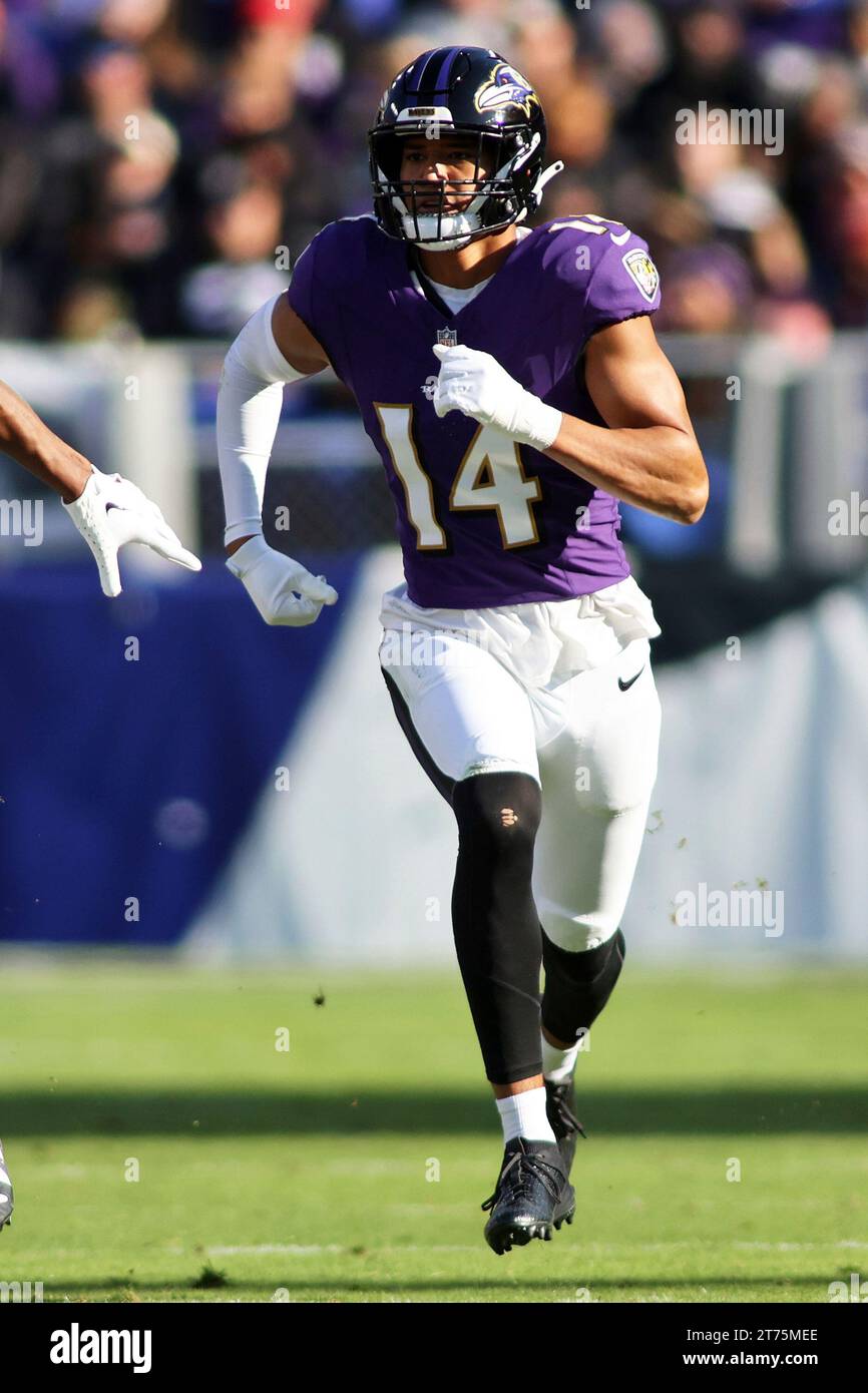 Baltimore Ravens safety Kyle Hamilton (14) runs during an NFL football ...