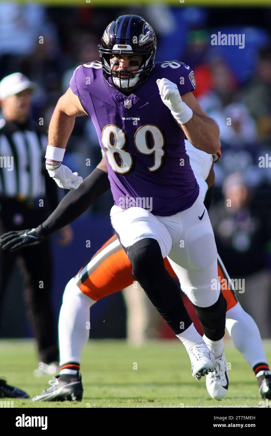 Baltimore Ravens tight end Mark Andrews (89) runs during an NFL ...