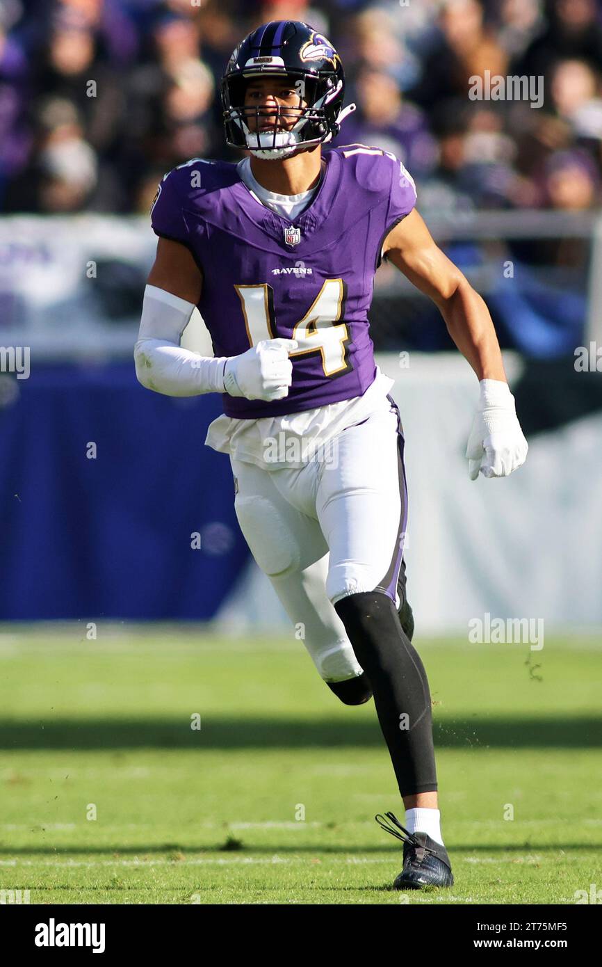 Baltimore Ravens safety Kyle Hamilton (14) runs during an NFL football ...