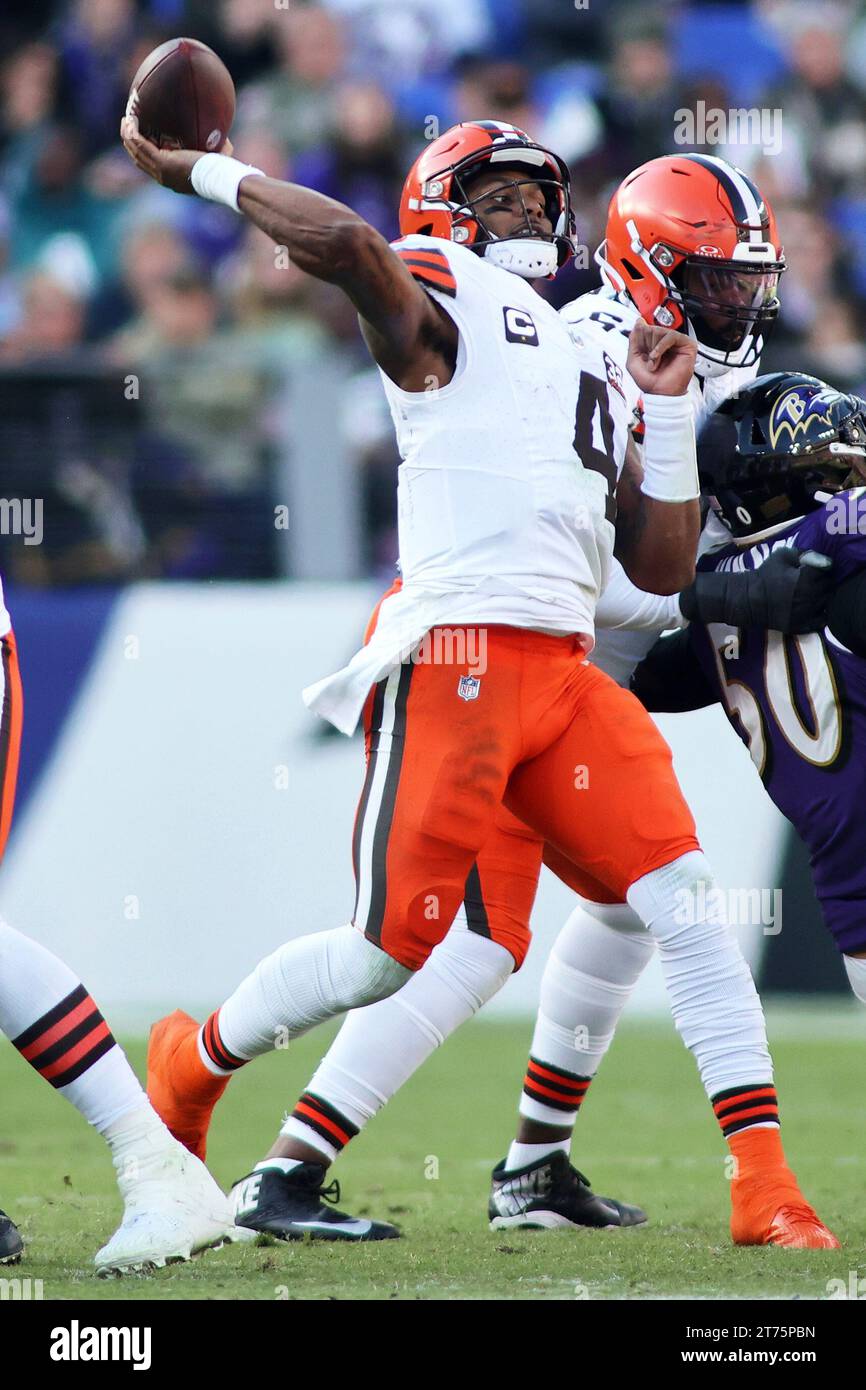 Cleveland Browns quarterback Deshaun Watson (4) throws during an NFL ...