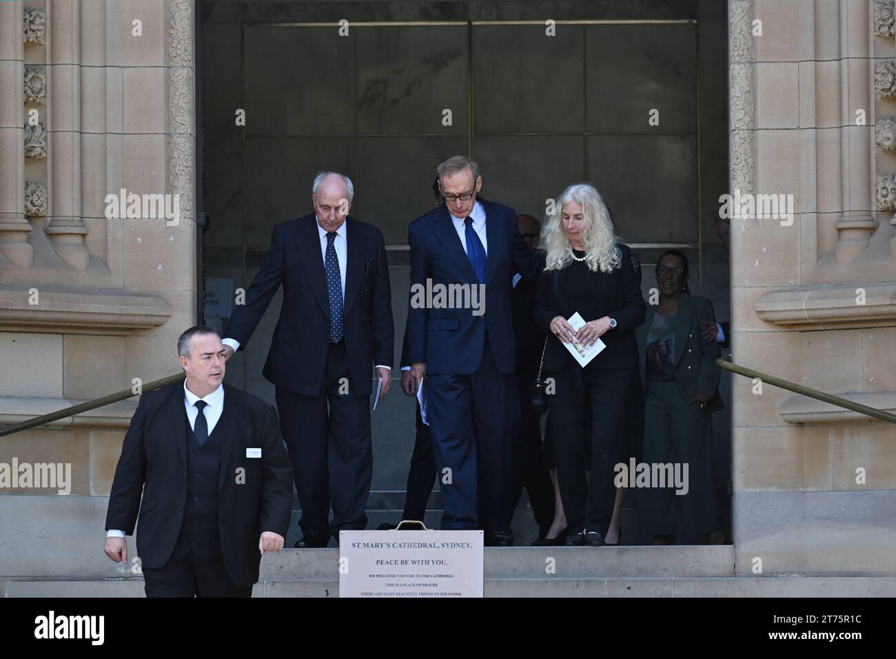 Sydney, Australia. 14th Nov, 2023. Former NSW Premier Bob Carr (centre ...