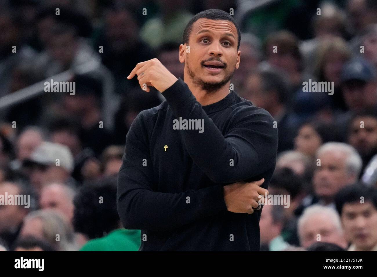 Boston Celtics head coach Joe Mazzulla calls to his players during the ...