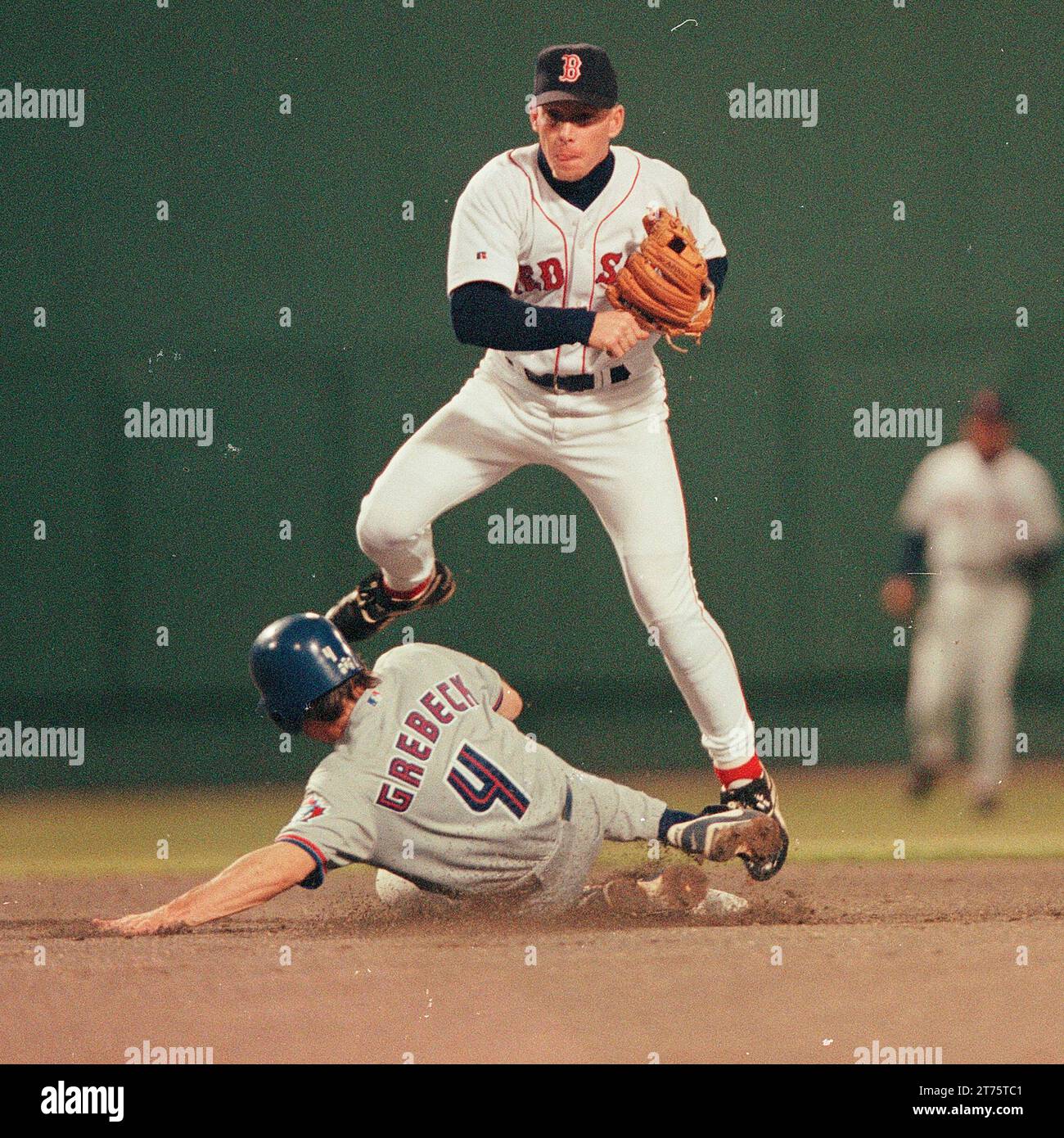 red sox blue jays 2000 season red sox second baseman Jeff Frye makes ...