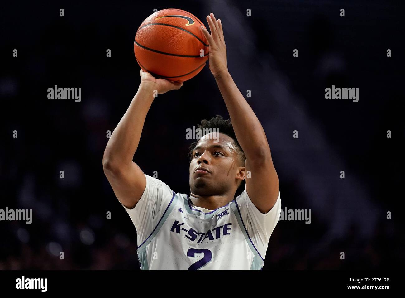 Kansas State guard Tylor Perry shoots during the second half of an NCAA ...