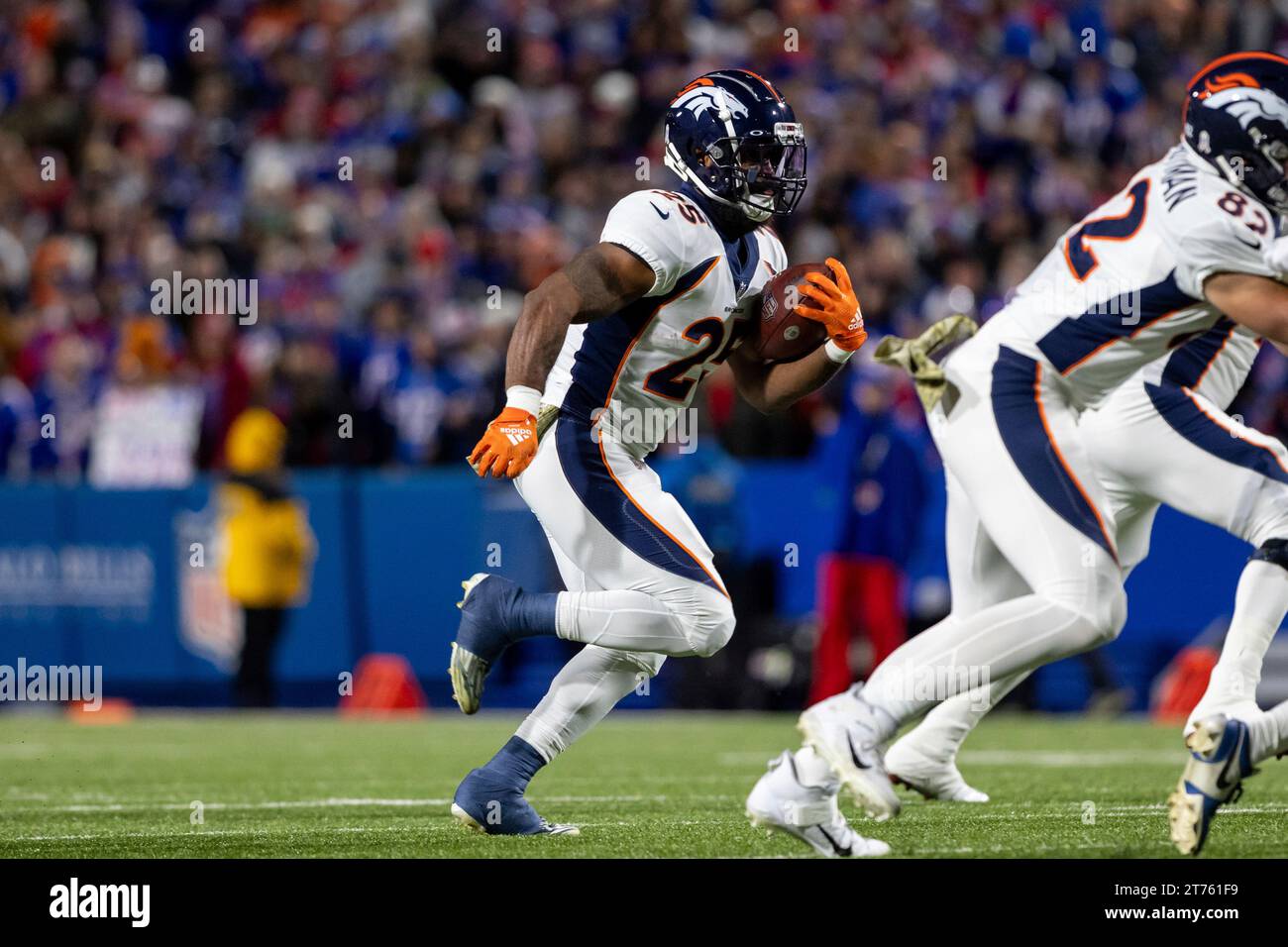 Denver Broncos running back Samaje Perine (25) rushes during an NFL ...