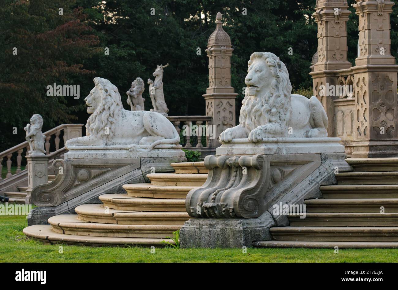 Lion statues lining stairs of a mansion in Crewe England Stock Photo ...
