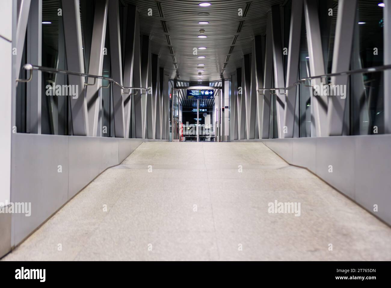 Airport terminal arrival walkway with no travelers Stock Photo - Alamy