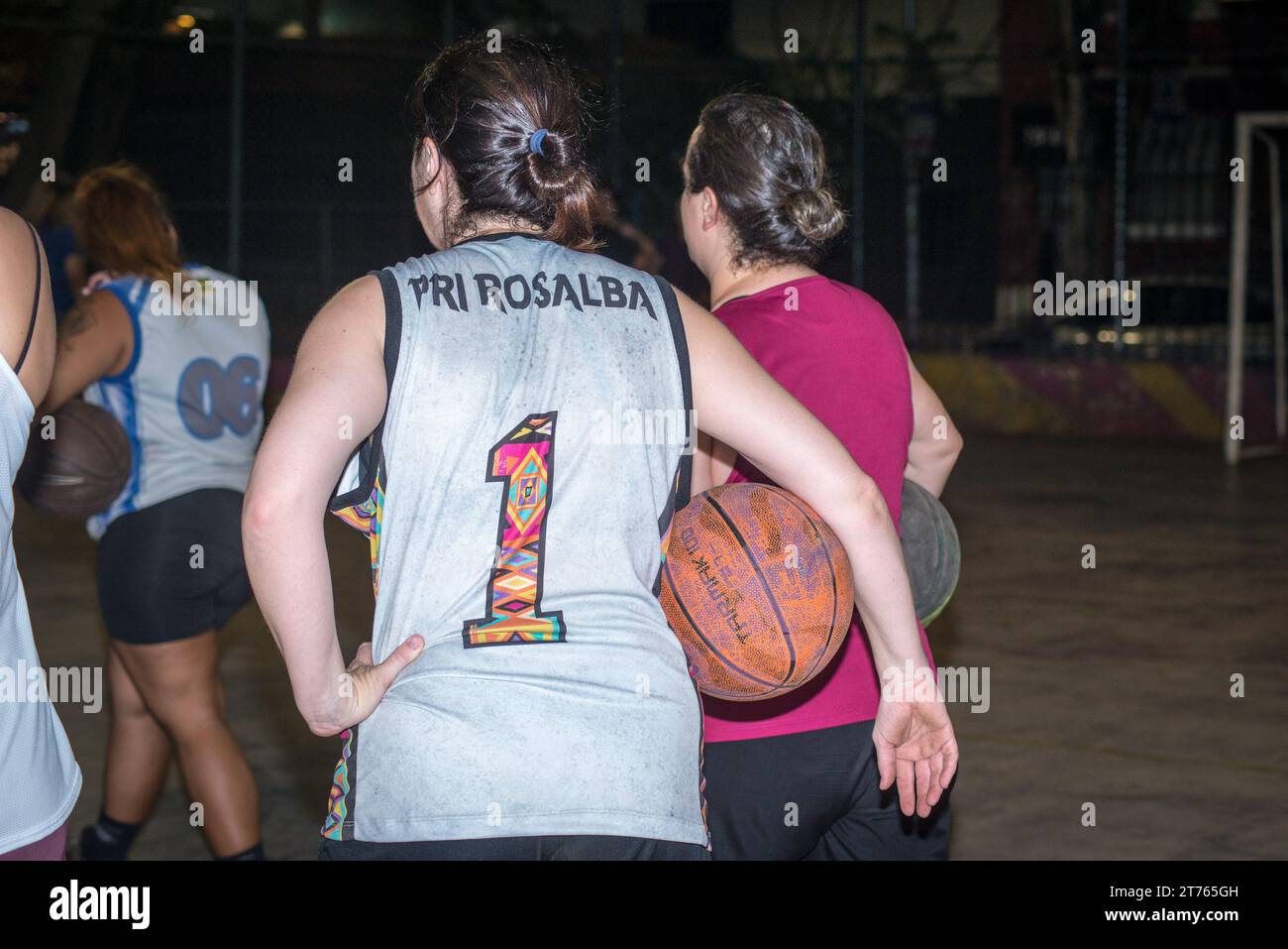 Sport women trans hi-res stock photography and images - Alamy