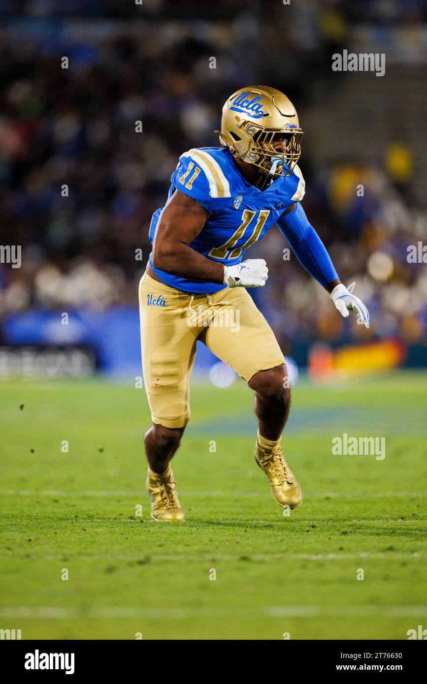 PASADENA, CA - NOVEMBER 11: UCLA Bruins defensive lineman Gabriel ...