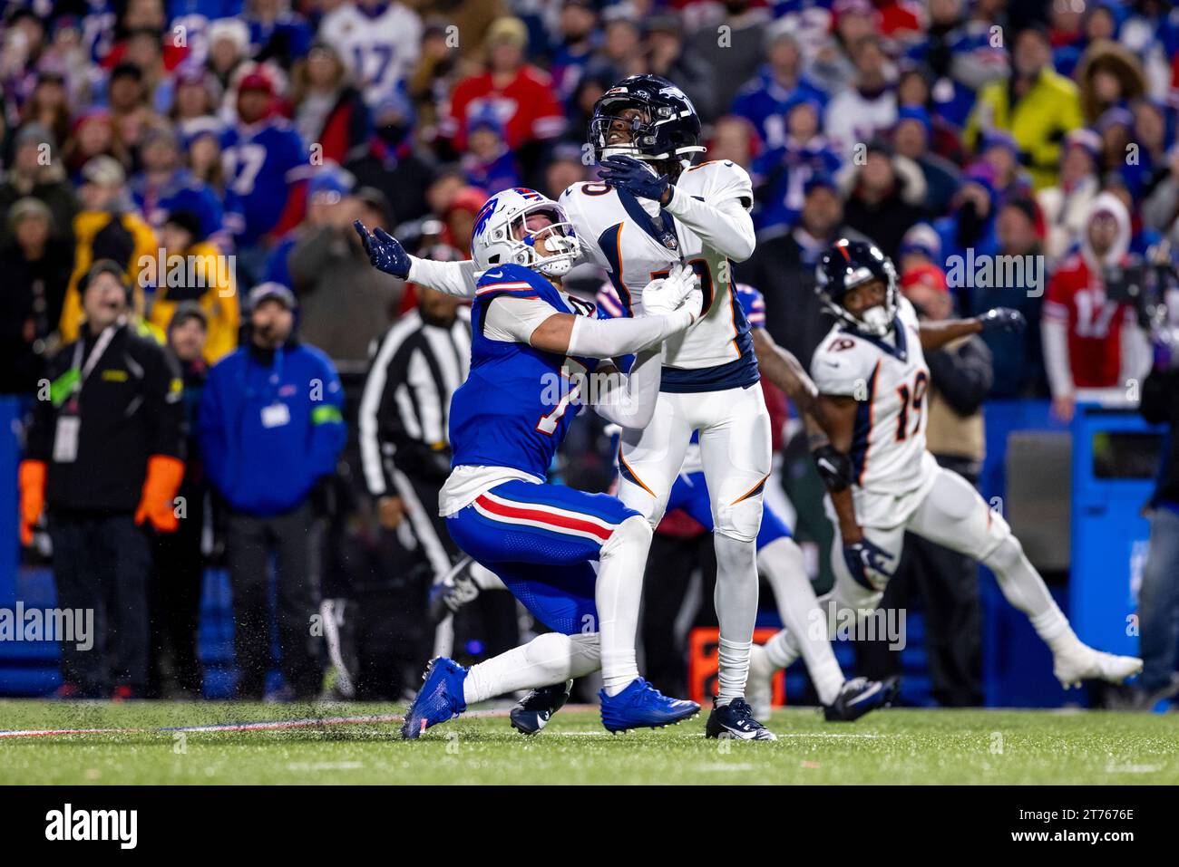 Denver Broncos wide receiver Jerry Jeudy (10) is interfered with by ...