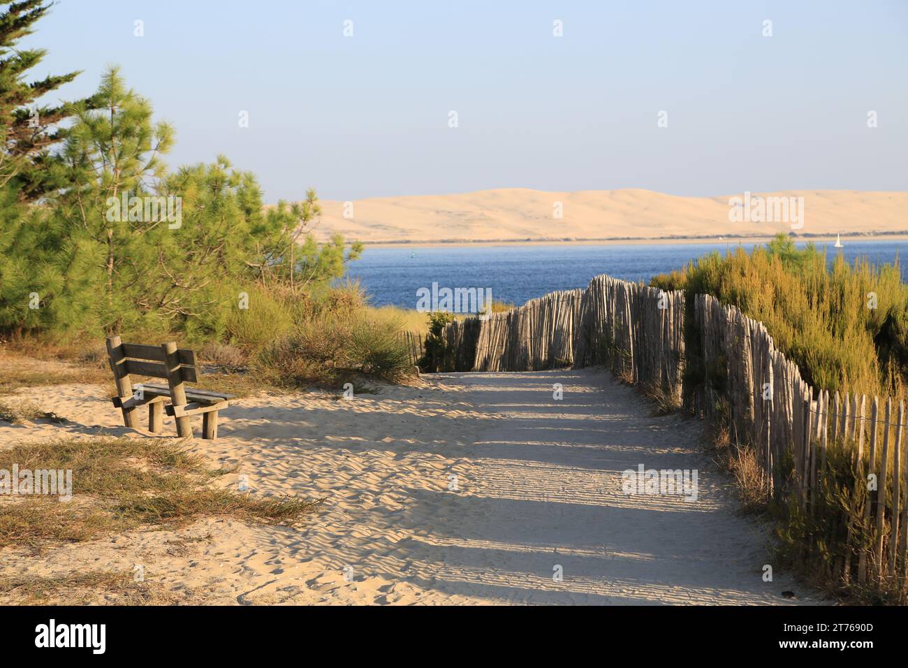 The Pointe du Cap Ferret separates the Atlantic Ocean and the Arcachon ...