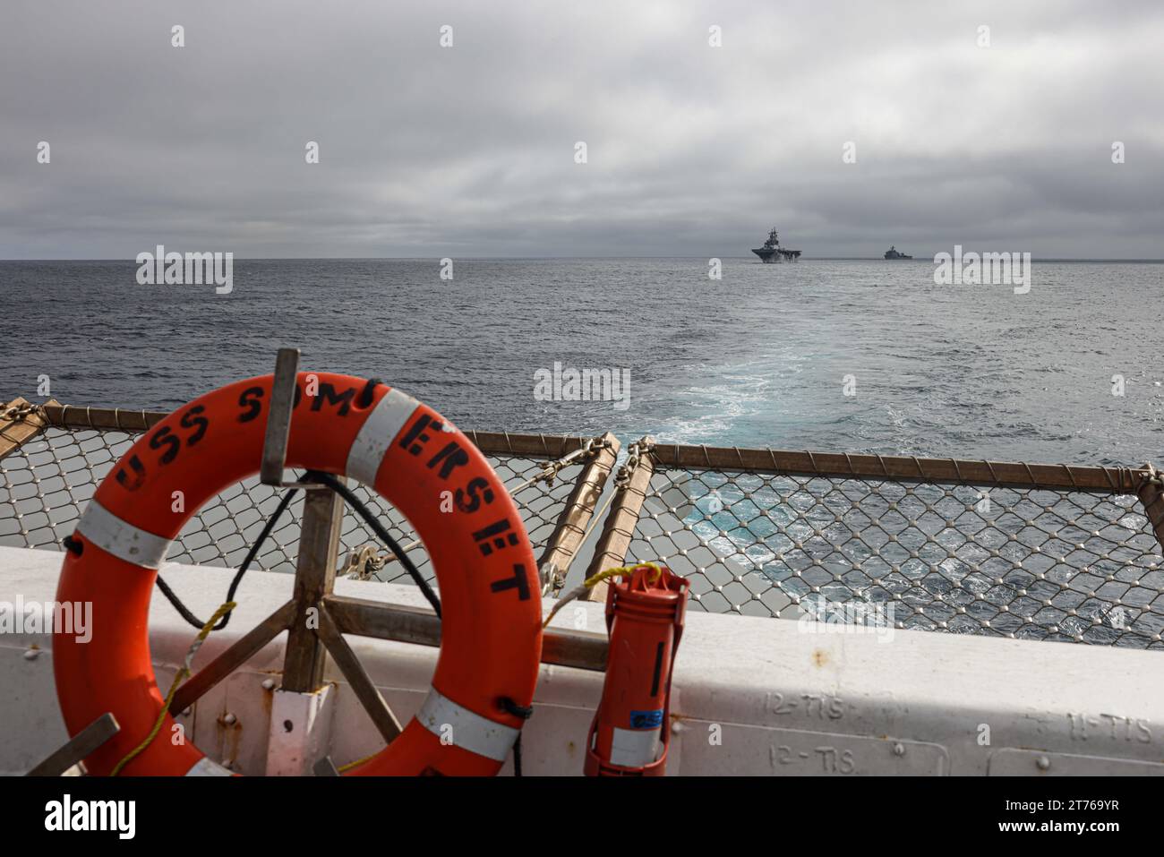 The amphibious transport dock USS Somerset (LPD 25) transits in ...
