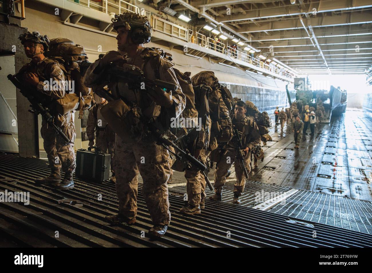 U.S. Marines assigned to Battalion Landing Team 1/5, 15th Marine ...