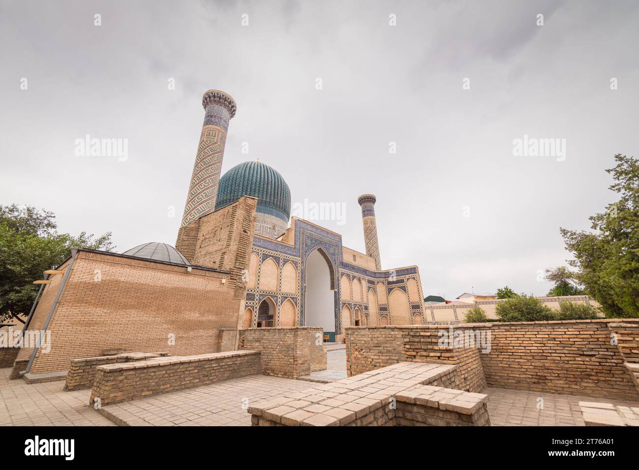 Gur-e-Amir - a mausoleum of the Asian conqueror Timur. Translation on ...