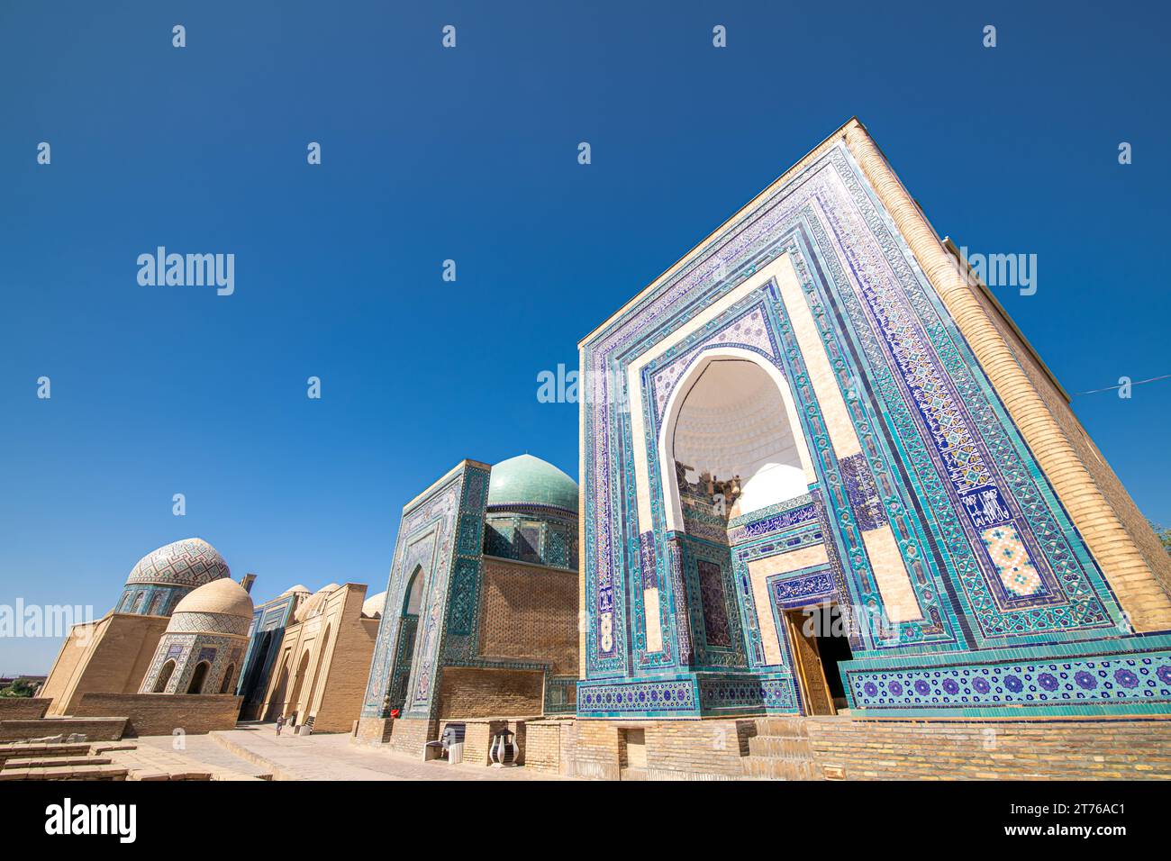 Shah-I-Zinda memorial complex, necropolis in Samarkand, Uzbekistan ...