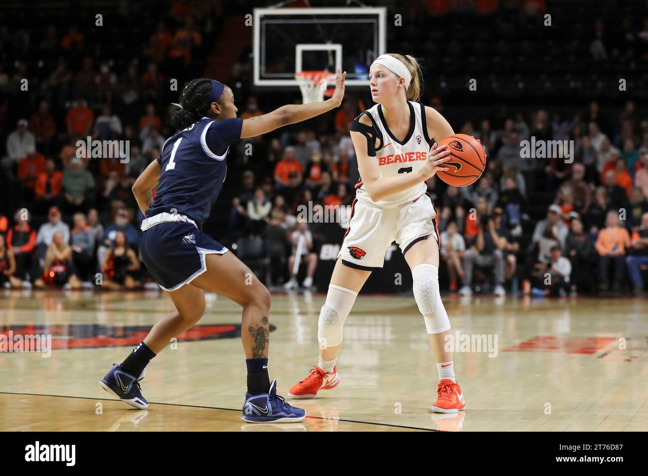Oregon State guard Lily Hansford (2) looks to pass away from Villanova ...