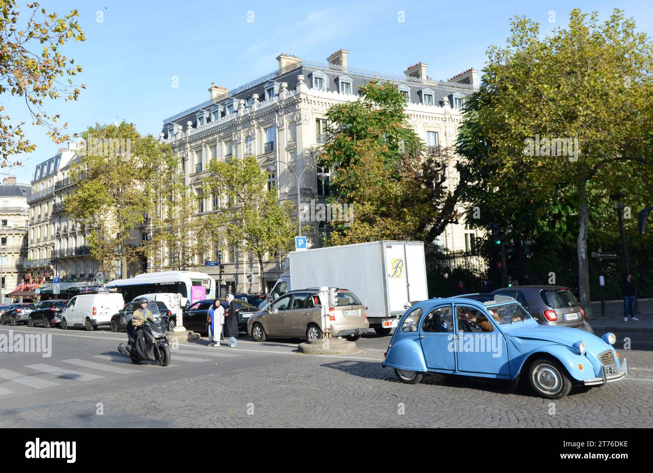 French convertible car hi-res stock photography and images - Alamy