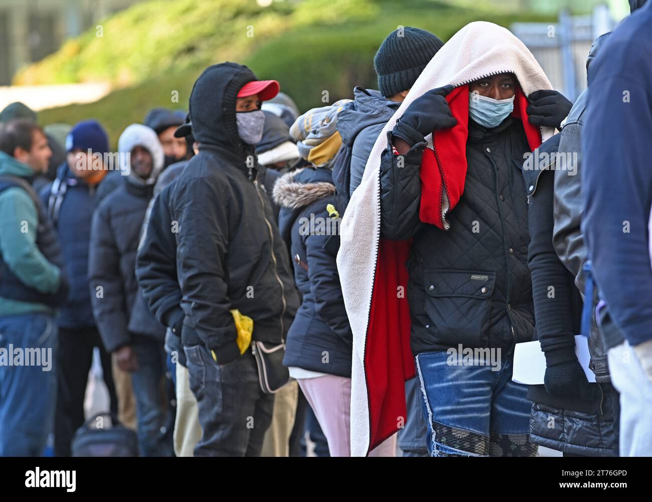 New York New York Usa 13th Nov 2023 Recently Arrived Migrants Line