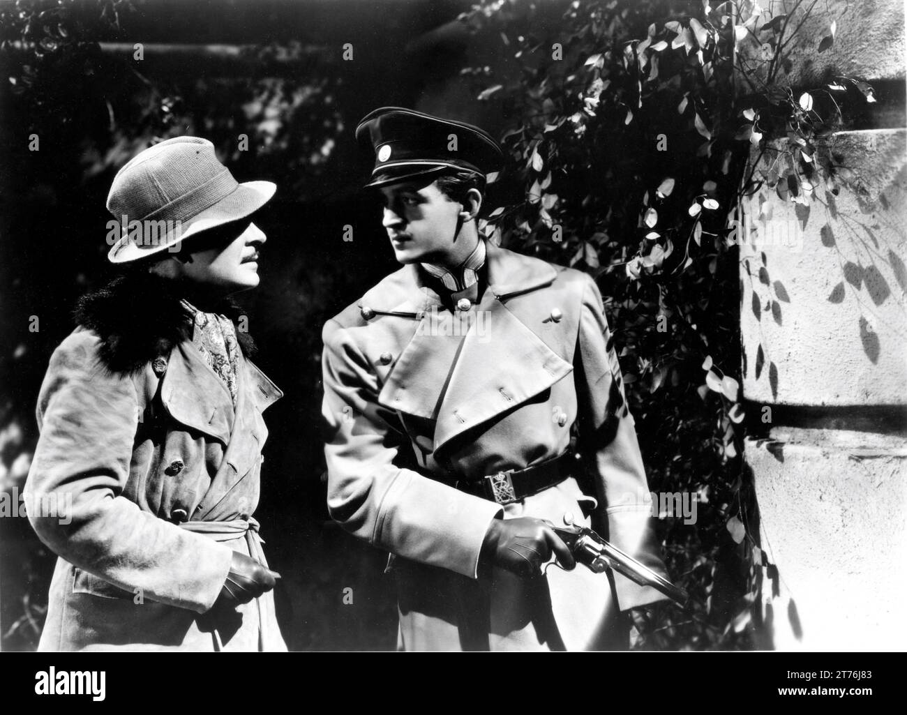 RONALD COLMAN and DAVID NIVEN in THE PRISONER OF ZENDA 1937 director ...