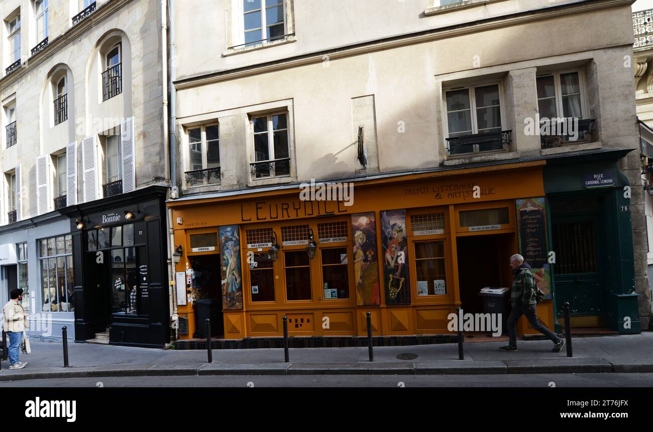 The L'Eurydice bar onRue du Cardinal Lemoine in the Latin Quarter in ...
