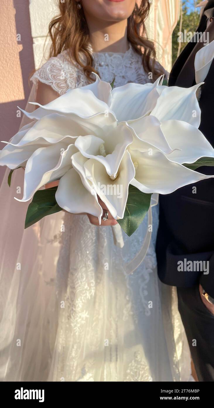 Bridal bouquet, just married couple, bride and groom wedding concept ...