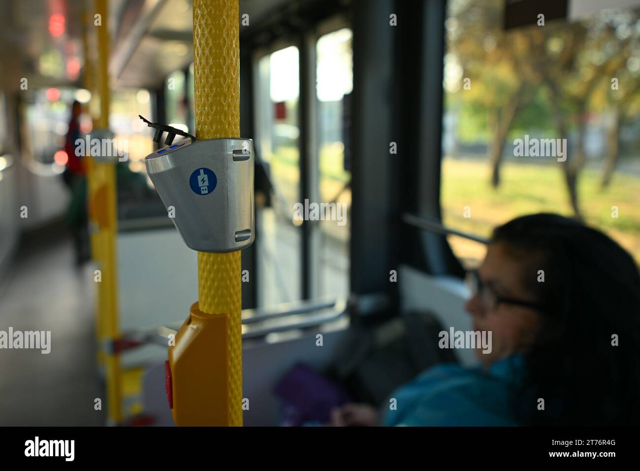 Chinese electric buses chile hi-res stock photography and images - Alamy